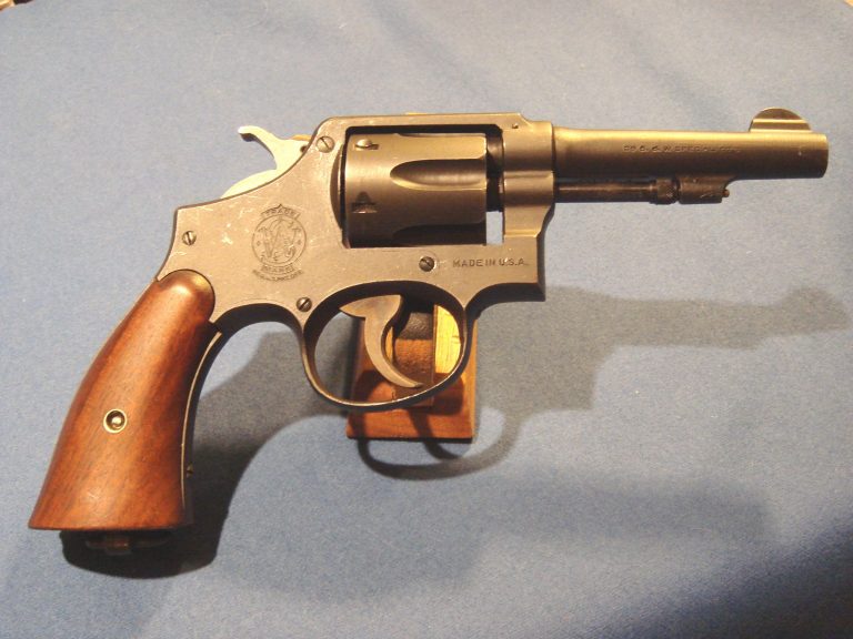Sold US NAVY MARKED SMITH AND WESSON VICTORY MODEL REVOLVER - Pre98 ...
