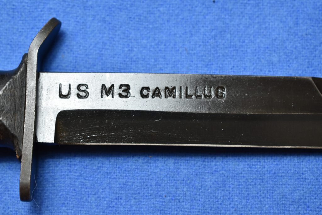 SOLD EXCEPTIONAL EARLY M3 CAMILLUS FIGHTING KNIFE AND MINT 1943 Milsco ...