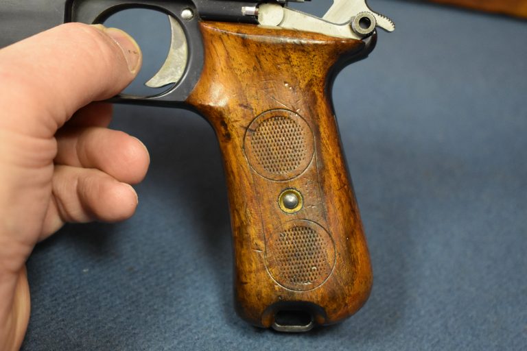 EXCEPTIONAL DANISH M1910/21 BERGMANN-BAYARD PISTO - Pre98 Antiques