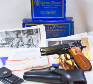 SOLD MON AUG 30, VERY RARE US AIRFORCE ISSUED S&W Model 39 GENERAL ...