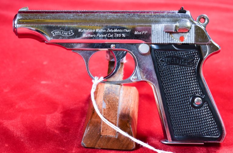 Sold EXTREMELY RARE & IMPORTANT 1938 WALTHER PP PISTOL, WITH VERY RARE ...