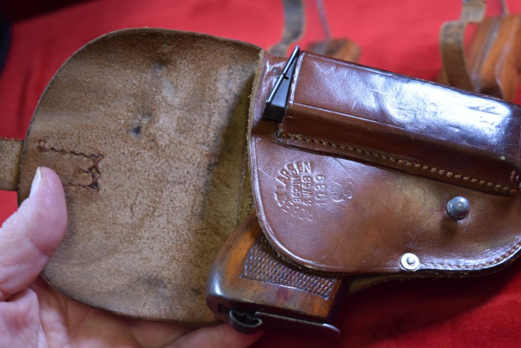 SOLD ULTRA RARE NAZI POLICE “EAGLE/C” MARKED MAUSER MODEL 1934 PISTOL ...