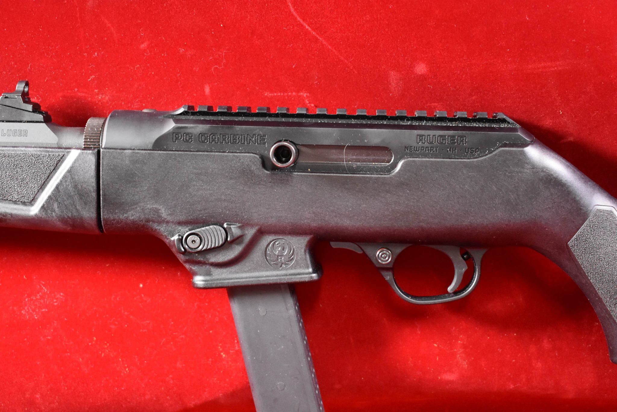 SOLD RUGER PC-9 CARBINE, ORIGINAL BOX & GIBLETS, 2 31 ROUND GLOCK MAGS ...