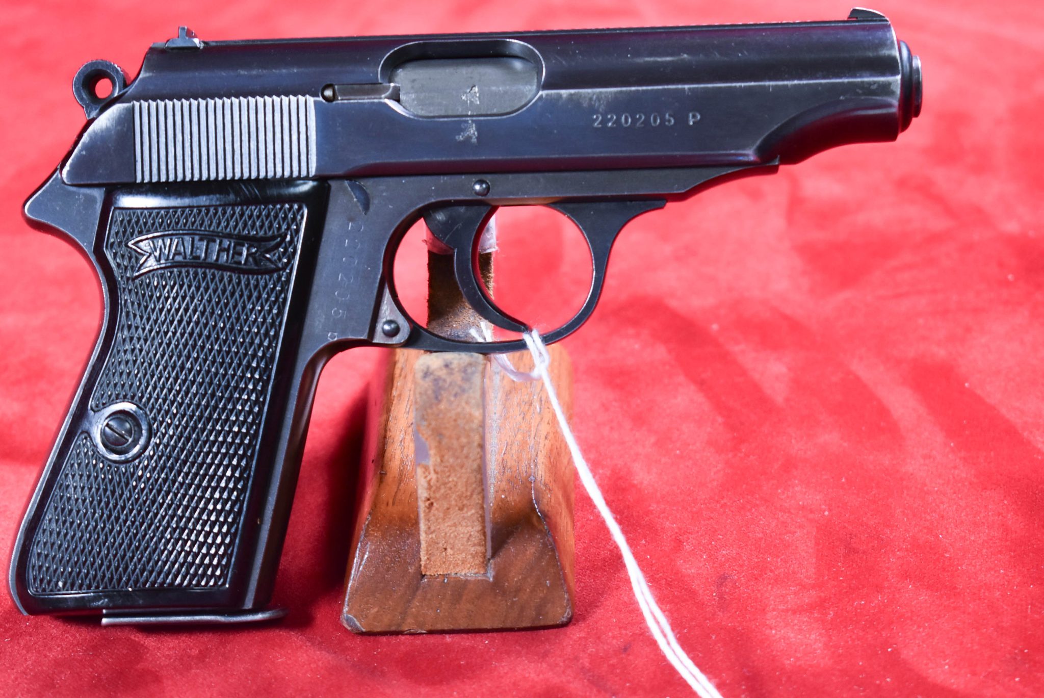 WED JUL 12, EXTREMELY CHOICE & VERY RARE 1941 LUFTWAFFE ISSUED WALTHER ...