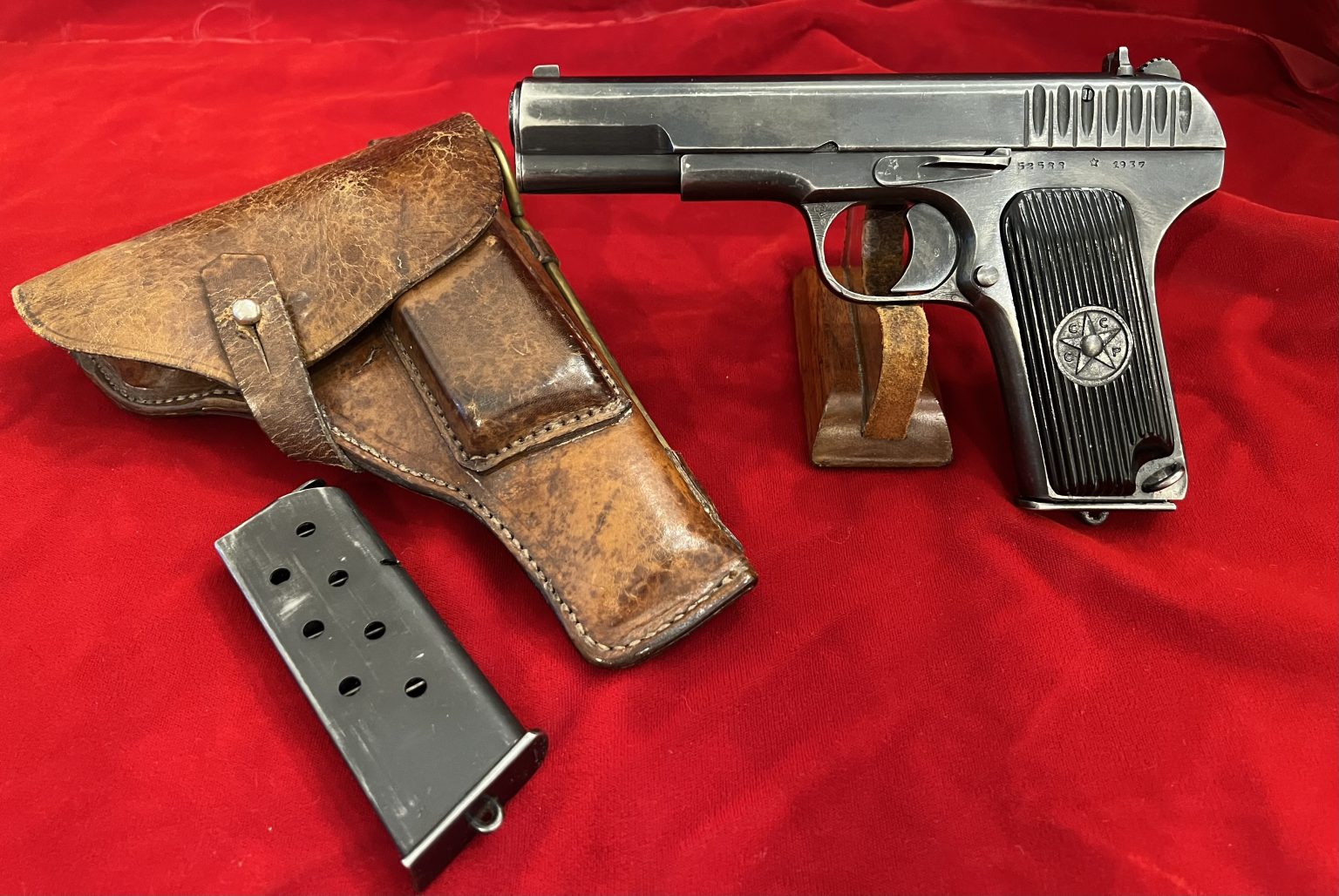SUN NOV 20, RARE AND EXCEPTIONAL 1937 TT33 TOKAREV PISTOL WITH BOTH ...