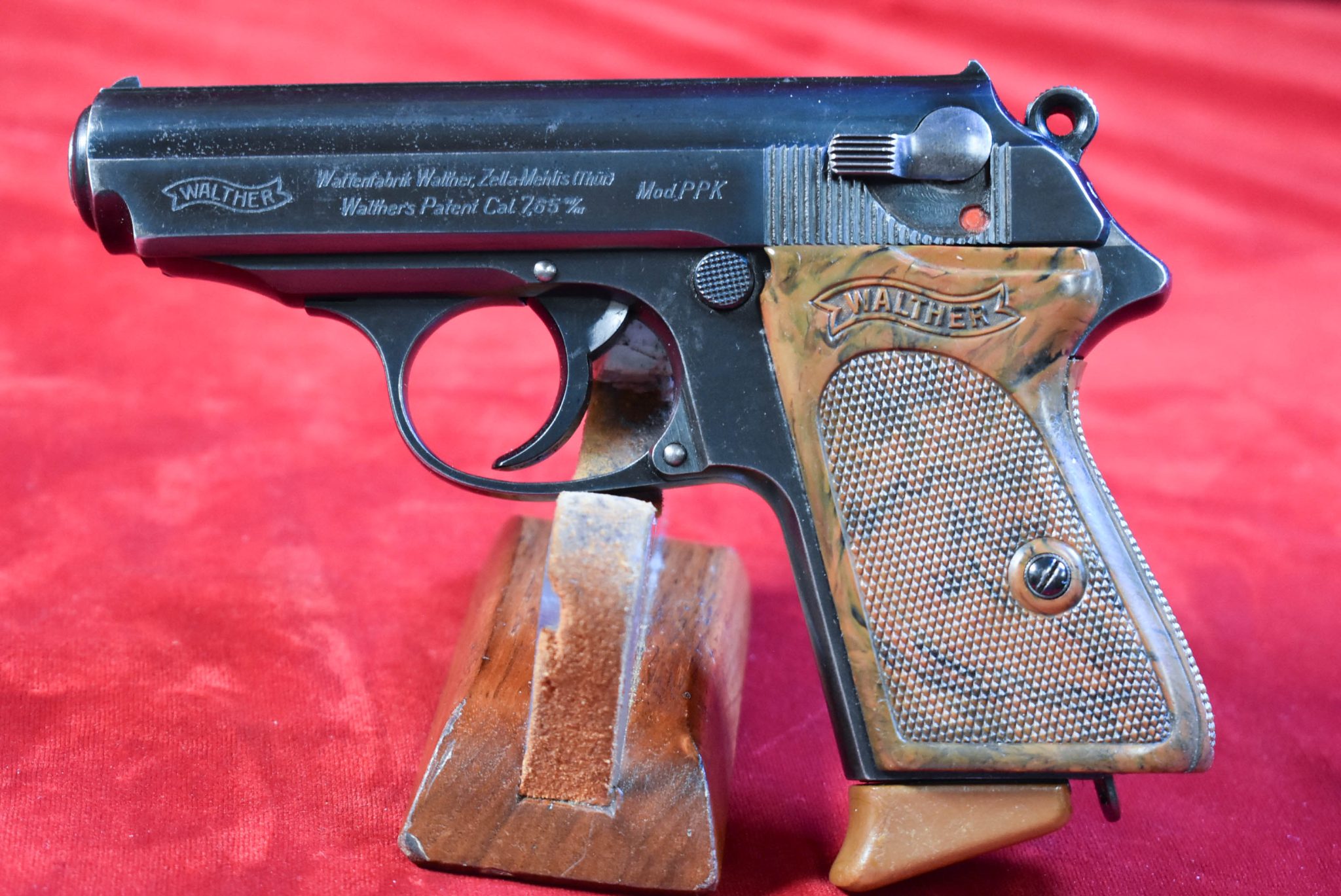 SOLD ULTRA RARE WALTHER PPK, NAZI REICHSBANK ISSUED WITH PANAGRAPHED ...