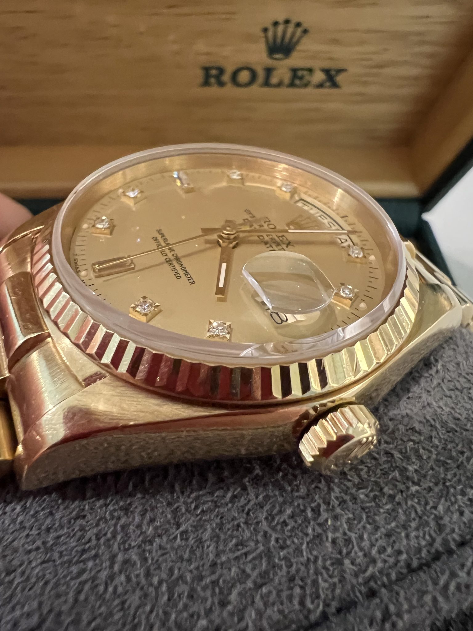 SOLD FRI JUNE 21, LEGENDARY, ICONIC NOT TO MENTION GORGEOUS VINTAGE 18K ...