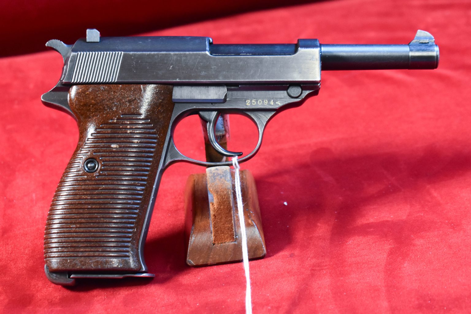 SOLD VERY RARE (only 1800) EARLY 1944 PRODUCTION WALTHER MOD P38 ...